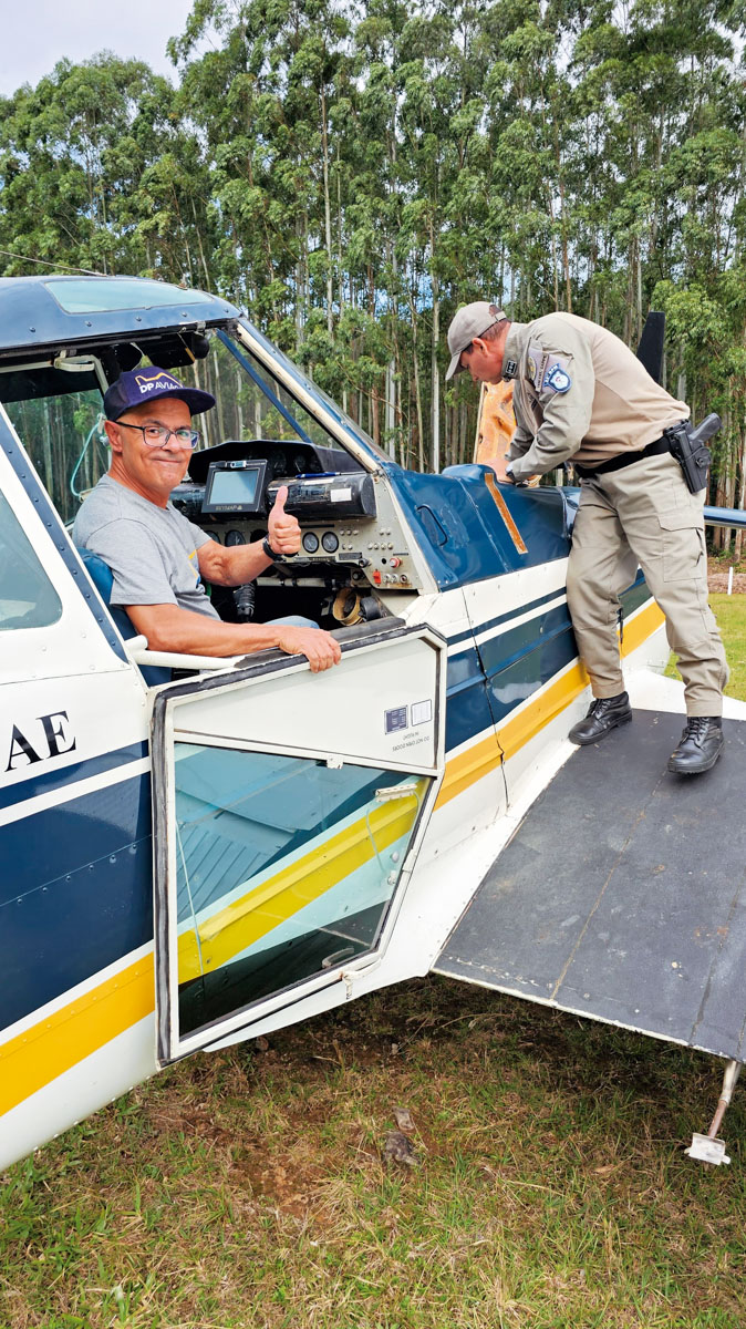 Agricultural aviation takes flight on a humanitarian mission - Revista ...